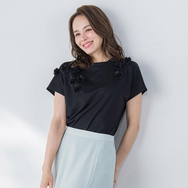 ビアッジョブルー（Viaggio blu）/フラワーモチーフカットソー≪手洗い可能≫