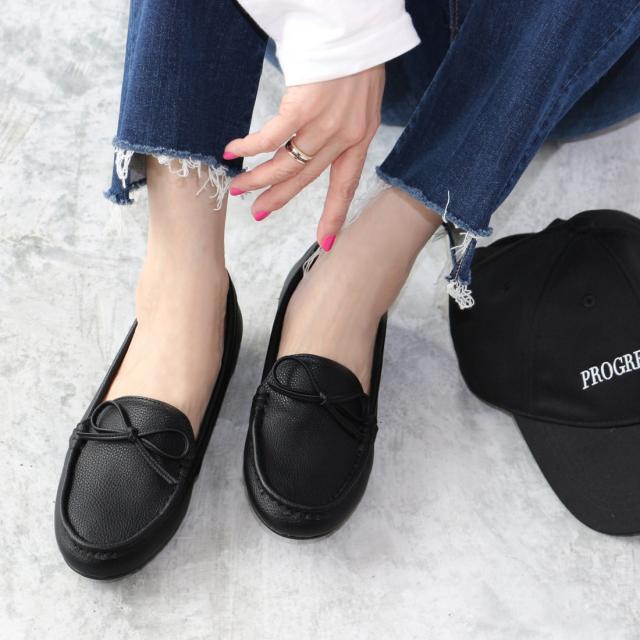 フィン（Fin）/シュリンクフェイクレザーモカシン