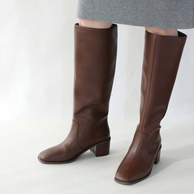 フィン（Fin）/【23秋冬新作】スクエアトゥワイドシャフトロングブーツ