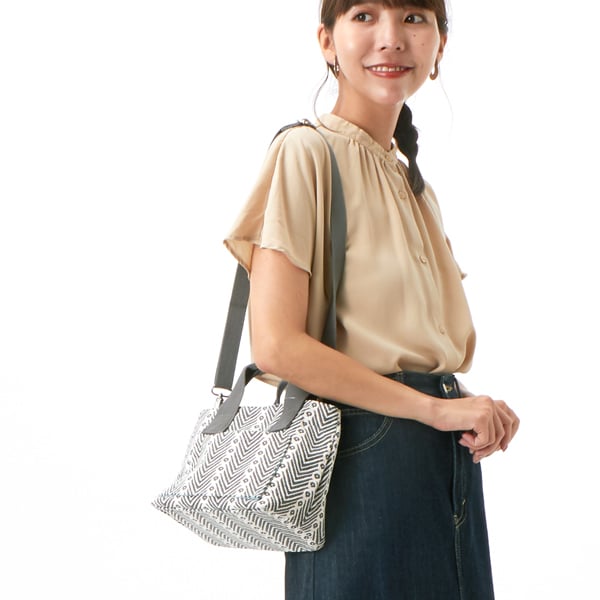 ルートート（ROOTOTE）/【ROOTOTE】LT．BR．パターンファブリック−Kの通販はau PAY マーケット - Brand Square by OIOI （ブランドスクエアbyマルイ ...