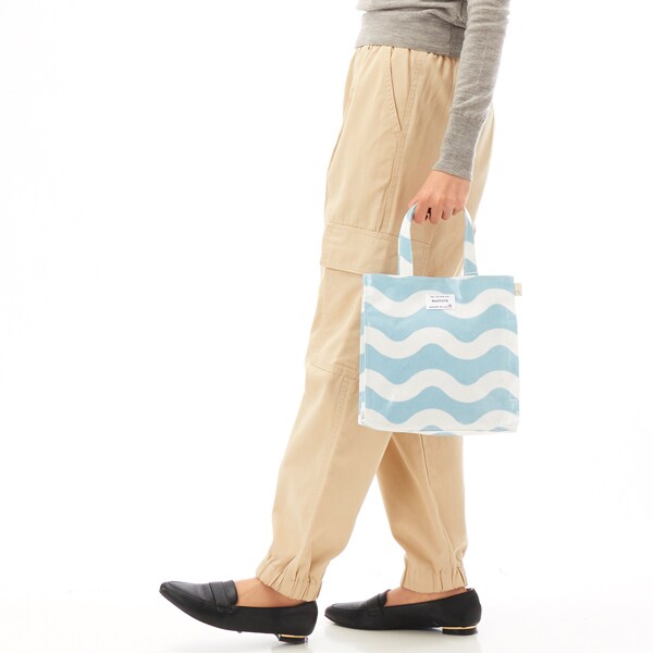 ルートート（ROOTOTE）/【ROOTOTE】EU．スクエア．ラミネート−Jの通販はau PAY マーケット - Brand Square by OIOI （ブランドスクエアbyマルイ ...