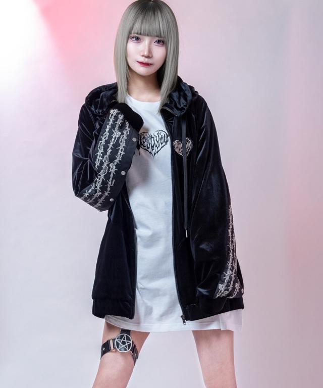 バックステージパス（backstagepass）/HEADLINER(ヘッドライナー)有刺鉄線ライン ジップアップ パーカー