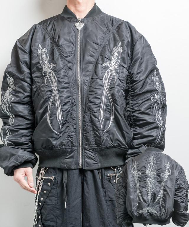 バックステージパス（backstagepass）/TRIPLE DAGGER MA−1(トリプルダガー MA−1)ダガー刺繍 MA−1