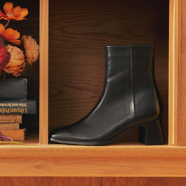 パラディクルール（PARADIS COULEUR）/25秋冬新作◆PARADIS COULEUR◆5．5cmヒール◆スクエアトウ撥水ショートブーツ