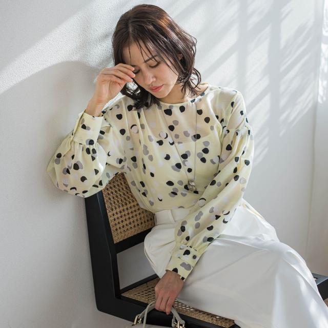 ロートレアモン（LAUTREAMONT）/ランダムドットプリントブラウス≪洗濯機で洗える≫