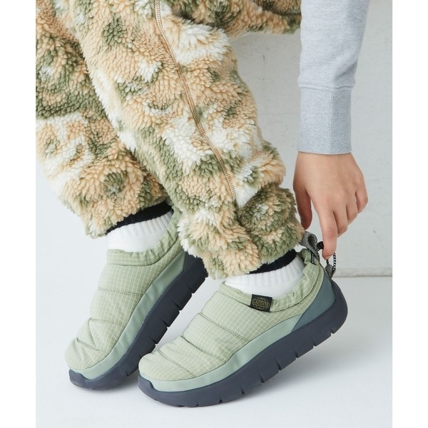 ラコステ（LACOSTE）/ウィメンズ SERVE SLIPPER 224 2 CFA / 中綿キルティング スリッポン