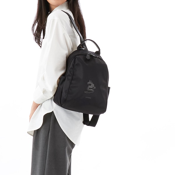 アルセラピィ（artherapie）/ATナイロンドラゴン ミニリュック