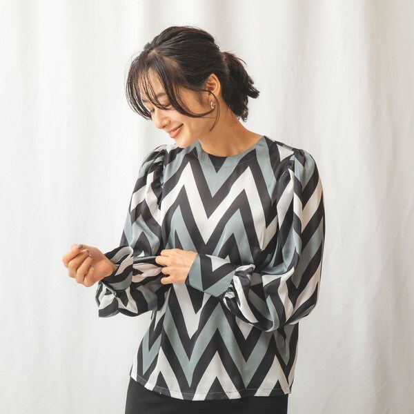 ナラカミーチェ/幾何プリントプルオーバーブラウス