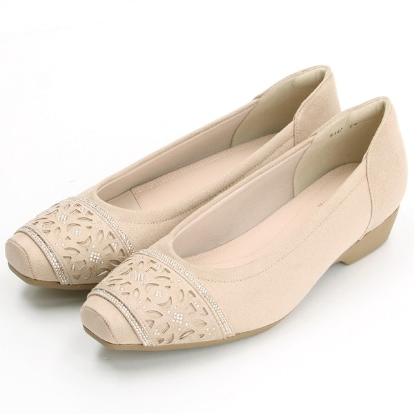 ユニティー（unity）/レーザーカットカッターパンプス