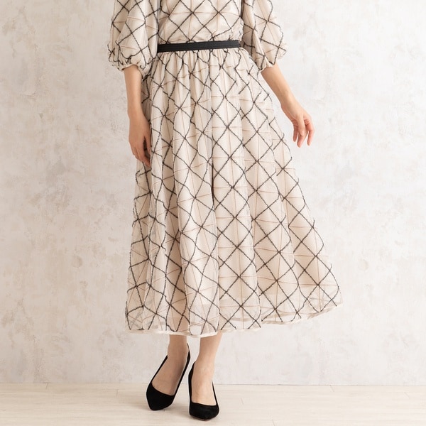 ローズティアラ（Rose Tiara）/チェック刺繍フレアスカート