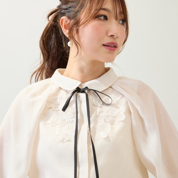 ローズティアラ（Rose Tiara）/【手洗いOK】襟付きフラワーモチーフブラウス