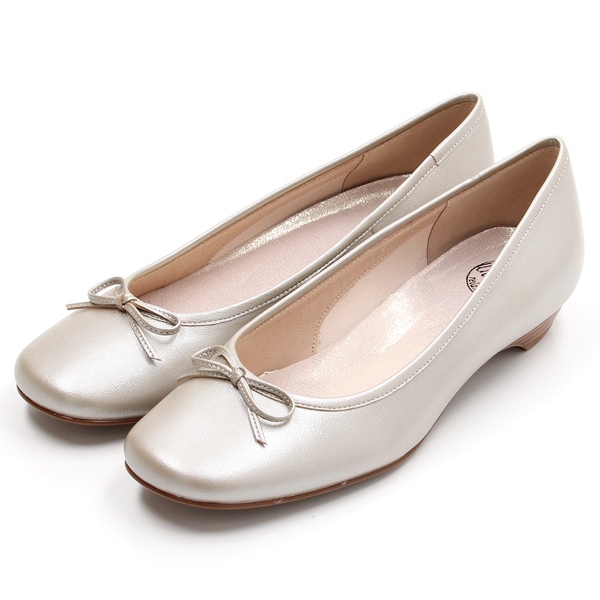 アンリーフ（unReef）/ラウンドスクエアトゥカッターパンプス