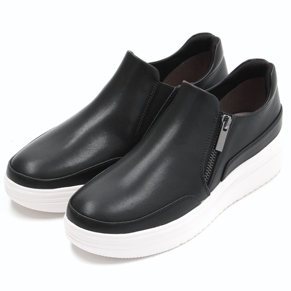 アンリーフ（unReef）/ジップアップスニーカー