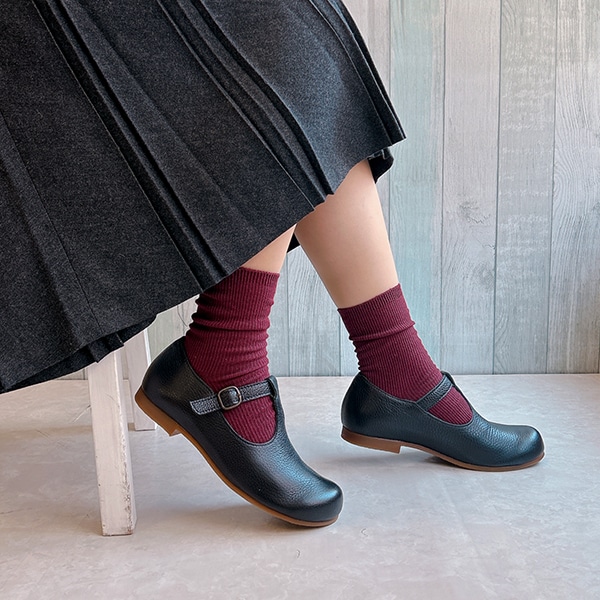 ヒナ デイ グリーン（Hina Day Green）/やわらか本革ストラップフラットシューズ