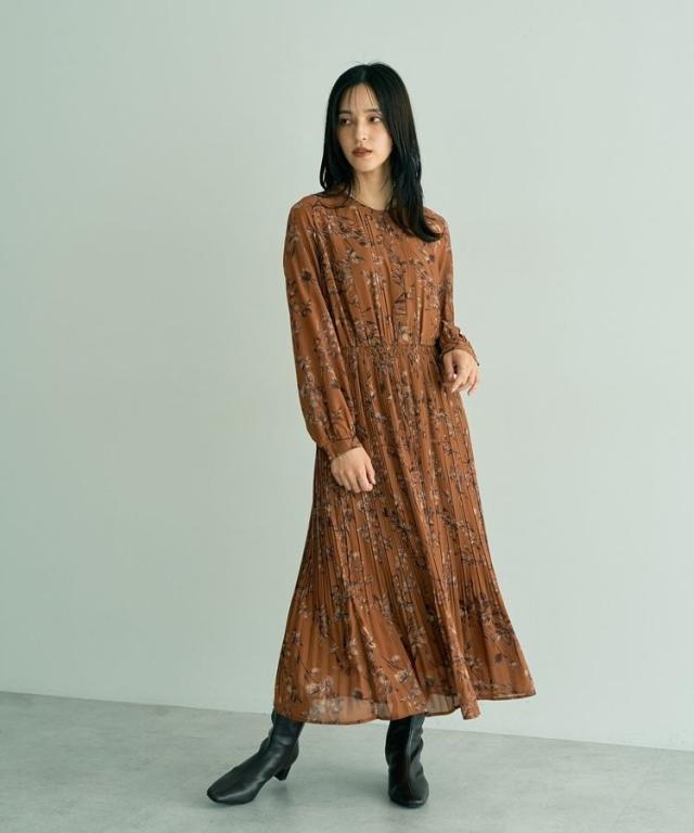 イェッカ ヴェッカ（YECCA VECCA）/ヴィンテージフラワー柄プリーツワンピース