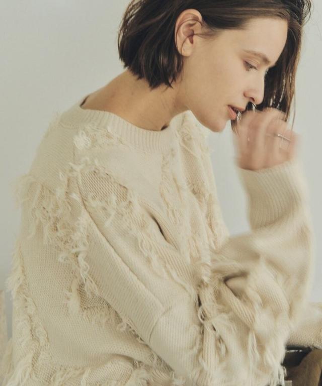 イェッカ ヴェッカ（YECCA VECCA）/スター柄フリンジルーズニット