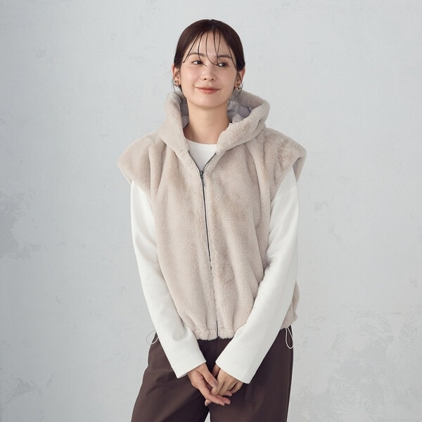 コムサイズム（COMME CA ISM）/ラビット調　ファーフーデッドジレ