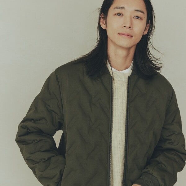 コムサイズム（COMME CA ISM）/シームレスダウン MA−1 ブルゾン