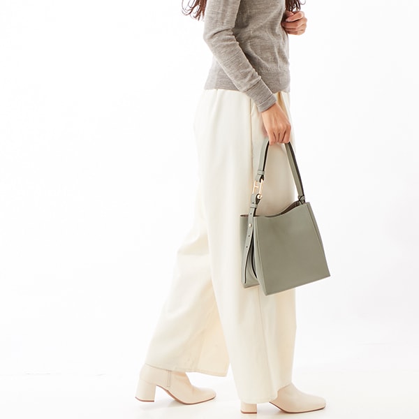 フルラ（FURLA）/FURLA NUVOLA MINI BUCKET BAG 20