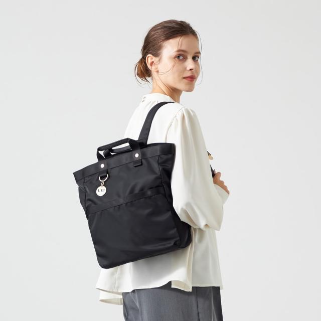 ラ バガジェリー（LA BAGAGERIE）/チャーム付き　ナイロンリュック