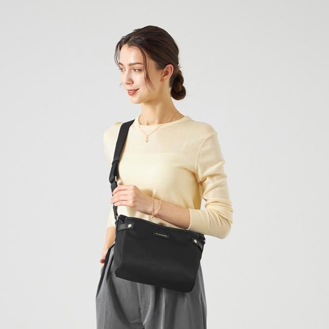 ラ バガジェリー（LA BAGAGERIE）/【撥水ナイロン】ベーシックポシェット