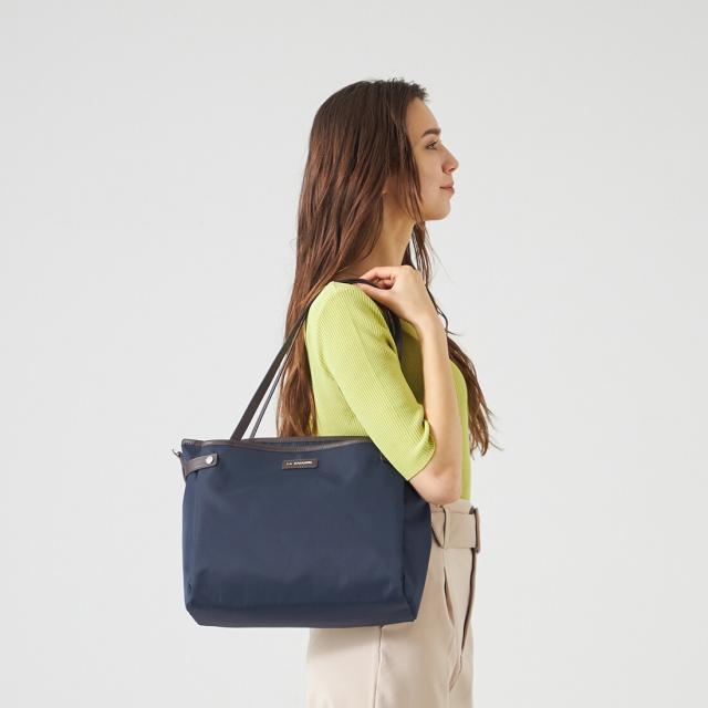 ラ バガジェリー（LA BAGAGERIE）/【撥水ナイロン】ベーシックA4トート