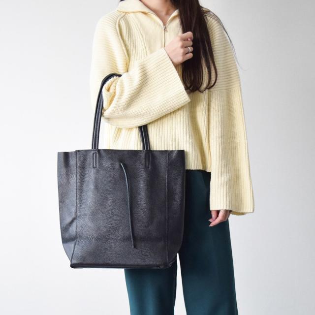 アンドレアカルドネ（Andrea Cardone）/Andrea Cardone◆スムースレザートートバッグ