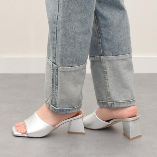 アンヘル アラルコン（ANGEL ALARCON）/ANGEL ALARCON◆6cmヒール◆スクエアトウミュールサンダル