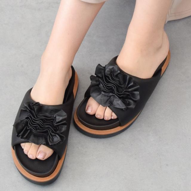 エミレ（EMILE）/EMILE◆4．6cmヒール◆ビッグコサージュフットベッドサンダル