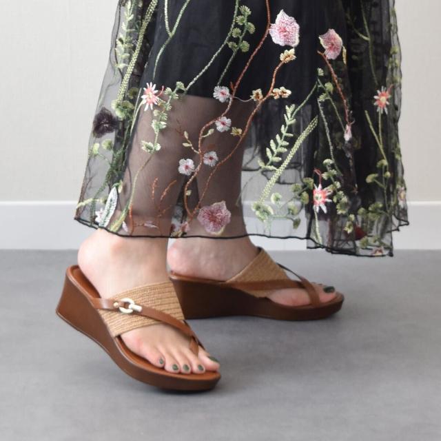 イタリアンシューメーカーズ（ITALIAN SHOEMAKERS）/ITALIAN SHOEMAKERS◆6cmヒール◆クロスストラップトングミュールサンダル