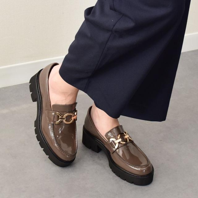 パスクッチ（PASCUCCI）/PASCUCCI◆5．5cmヒール◆チェーンビットタンクソールローファー