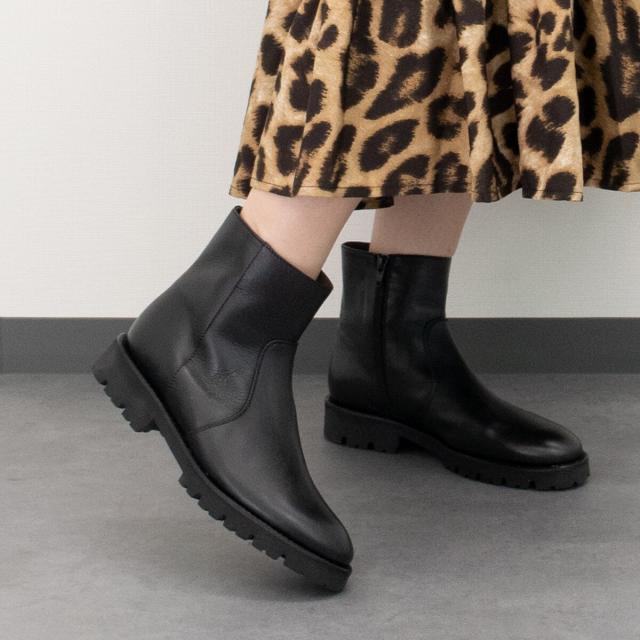 インターショシュール（INTER−CHAUSSURES）/INTER−CHAUSSURES◆3．7cmヒール◆ラウンドトウ厚底ショートブーツ