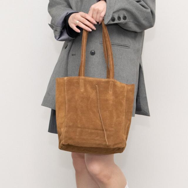 アンドレアカルドネ（Andrea Cardone）/Andrea Cardone◆スエードミディアムトートバッグ