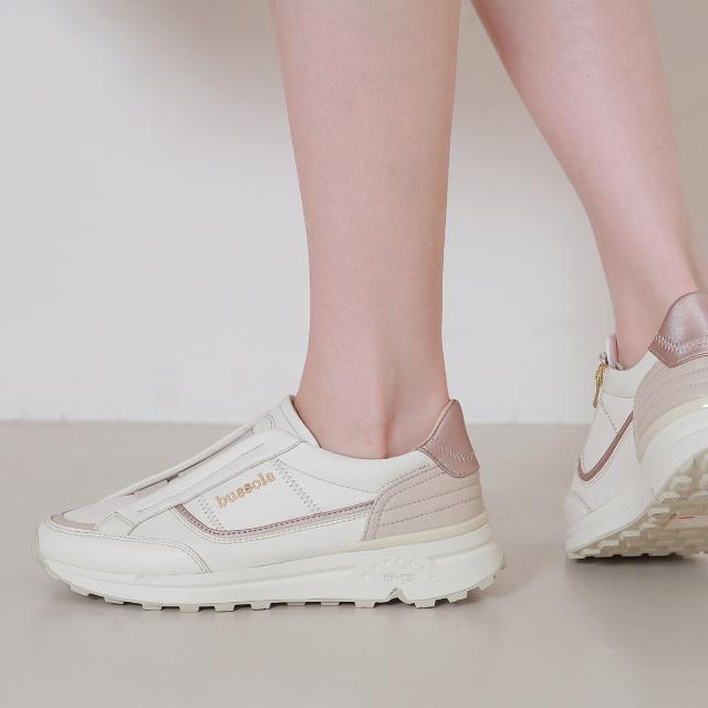 【NEW】ブソラ（bussola）/bussola ブソラ◆4．5cmヒール◆撥水サイドジップスニーカー