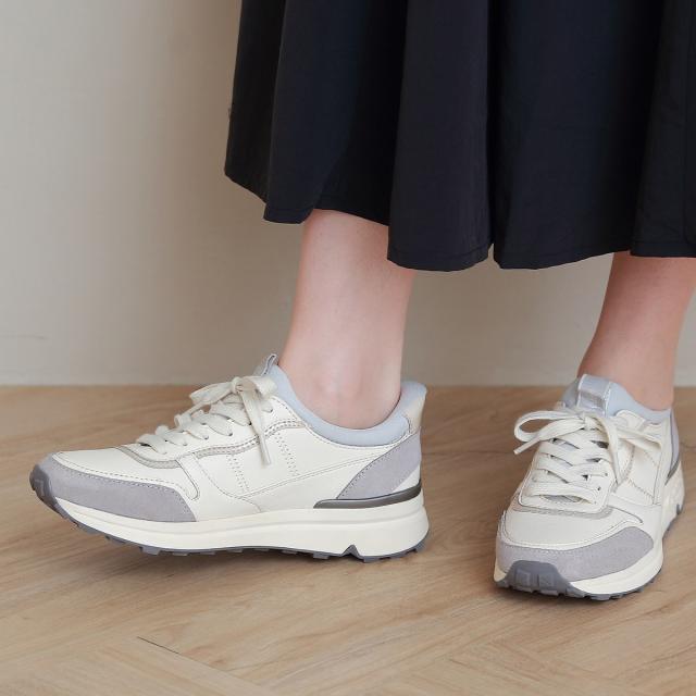 【NEW】ブソラ（bussola）/bussola ブソラ◆4．5cmヒール◆撥水スリッポンスニーカー