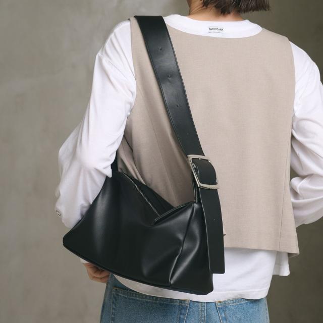 ビューティー＆ユース ユナイテッドアローズ（BEAUTY&YOUTH）/スクエア ビッグバックル ショルダーバッグ