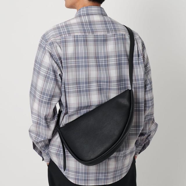 ビューティー＆ユース ユナイテッドアローズ（BEAUTY&YOUTH）/“Drape Bag Series” ムーン ショルダーバッグ