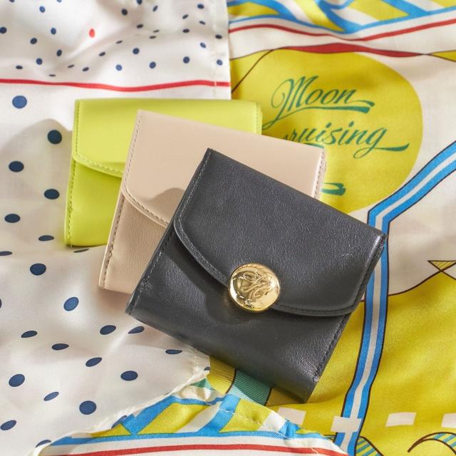 シップス（SHIPS）/イタリアンレザー ゴールドパーツ 二つ折り 財布