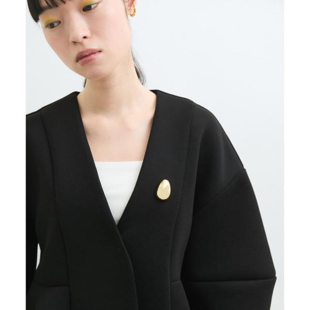 アダムエロペ（ADAM ET ROPE’）/【洗える】エッグブローチ付きペプラムカーディガン