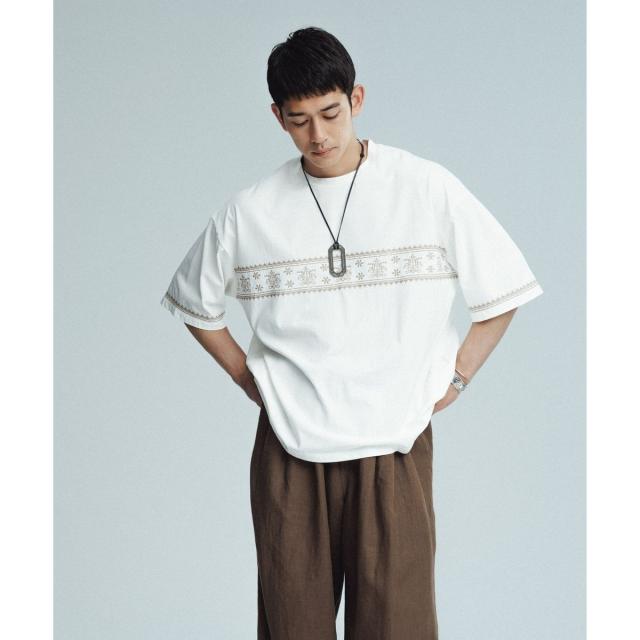 アダムエロペ（ADAM ET ROPE’）/クロスステッチ ボックスシルエット Tシャツ