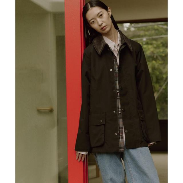 アダムエロペ（ADAM ET ROPE’）/《別注》【Barbour/バブアー】REVERSIBLE BEDALE