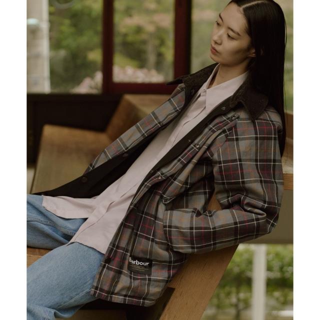 アダムエロペ（ADAM ET ROPE’）/《別注》【Barbour/バブアー】REVERSIBLE BEDALE