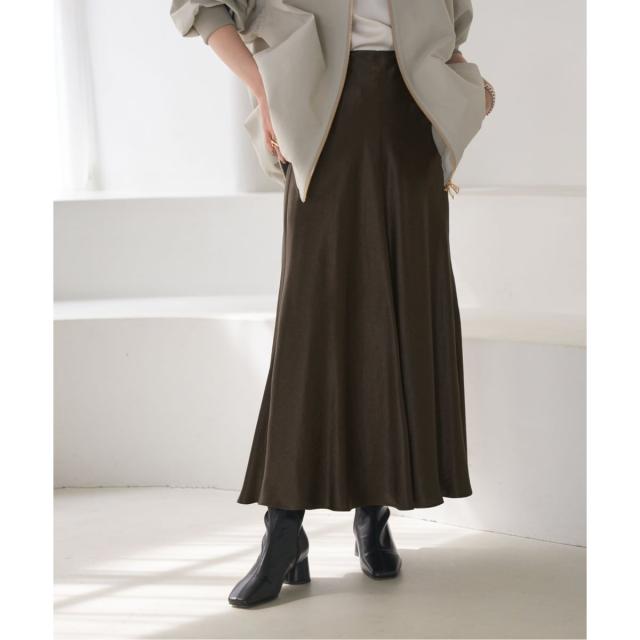 ノーブル（Noble）/《追加》バイヤスサテンフレアスカート