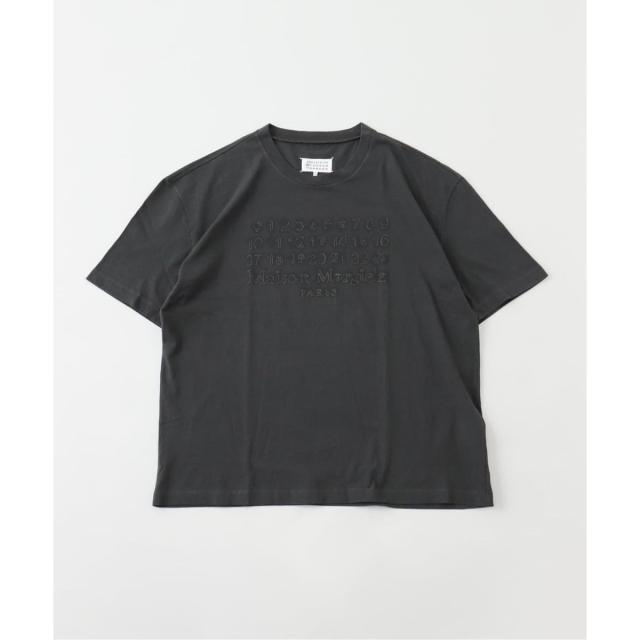 エディフィス（EDIFICE）/MAISON MARGIELA（メゾンマルジェラ） SYADOW CALENDAR LOGO TEE