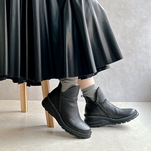 JS ハートレーベル（JS Heartlavel）/【25秋冬新作】軽量 レザー シンプルデザイン 2WAYブーツ 日本製