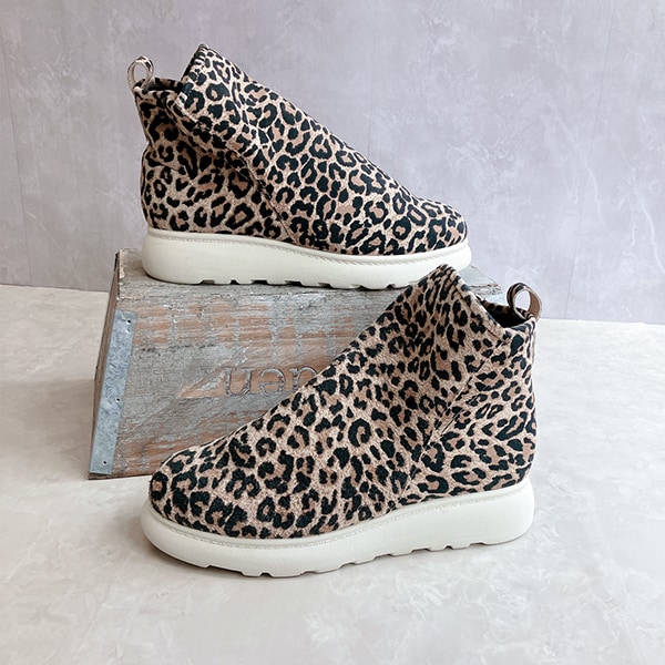 JS ハートレーベル（JS Heartlavel）/【25秋冬新作】軽量 シンプルデザインボリュームソール サイドゴアレザーブーツ