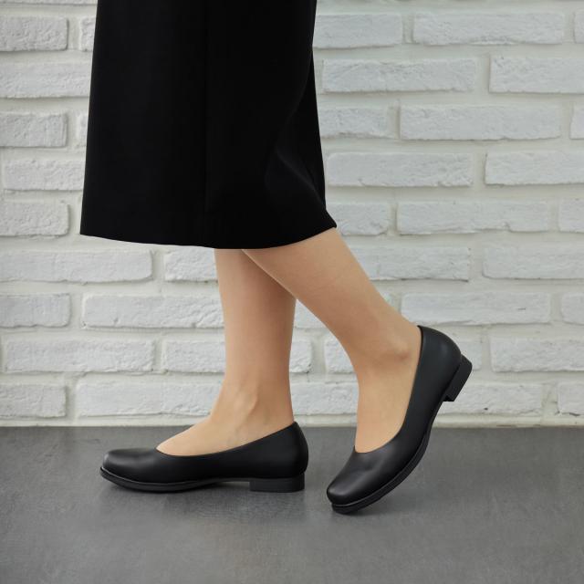 レディワーカー（Lady worker）/仕事もお出かけもこれひとつ！パンプスのようなプレーンデザイン