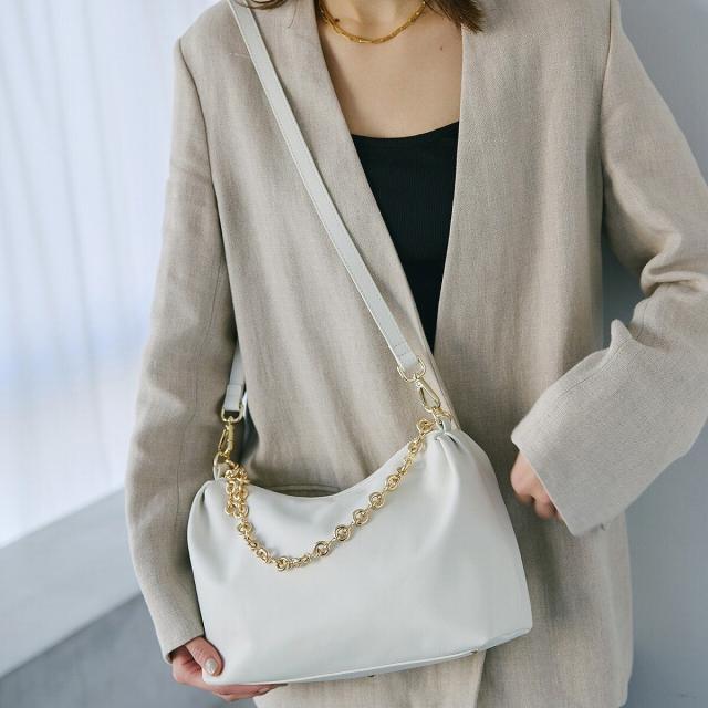 トプカピ（TOPKAPI）/スムース レザー チェーン付き ショルダー バッグ