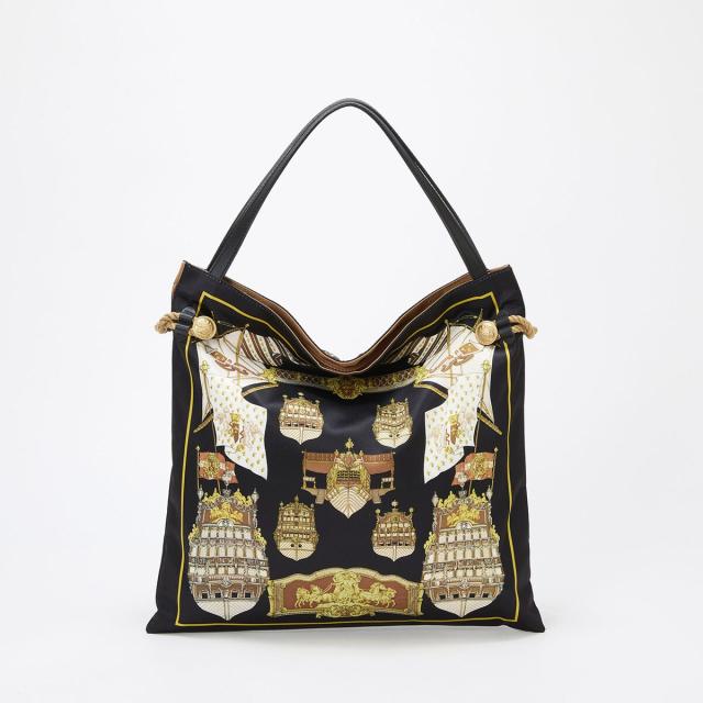 トプカピ（TOPKAPI）/【TREASURE TOPKAPI】マイルドサテン スカーフ柄 トートバッグ