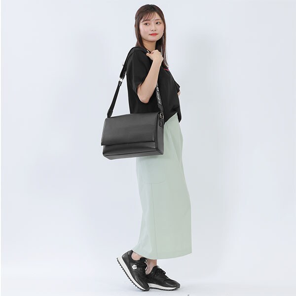 マリークワント（MARY QUANT）/ロゴジャカードスクエア ショルダー